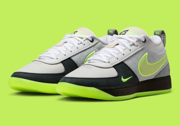 Adele queen xxx this was a complete and utter waste of