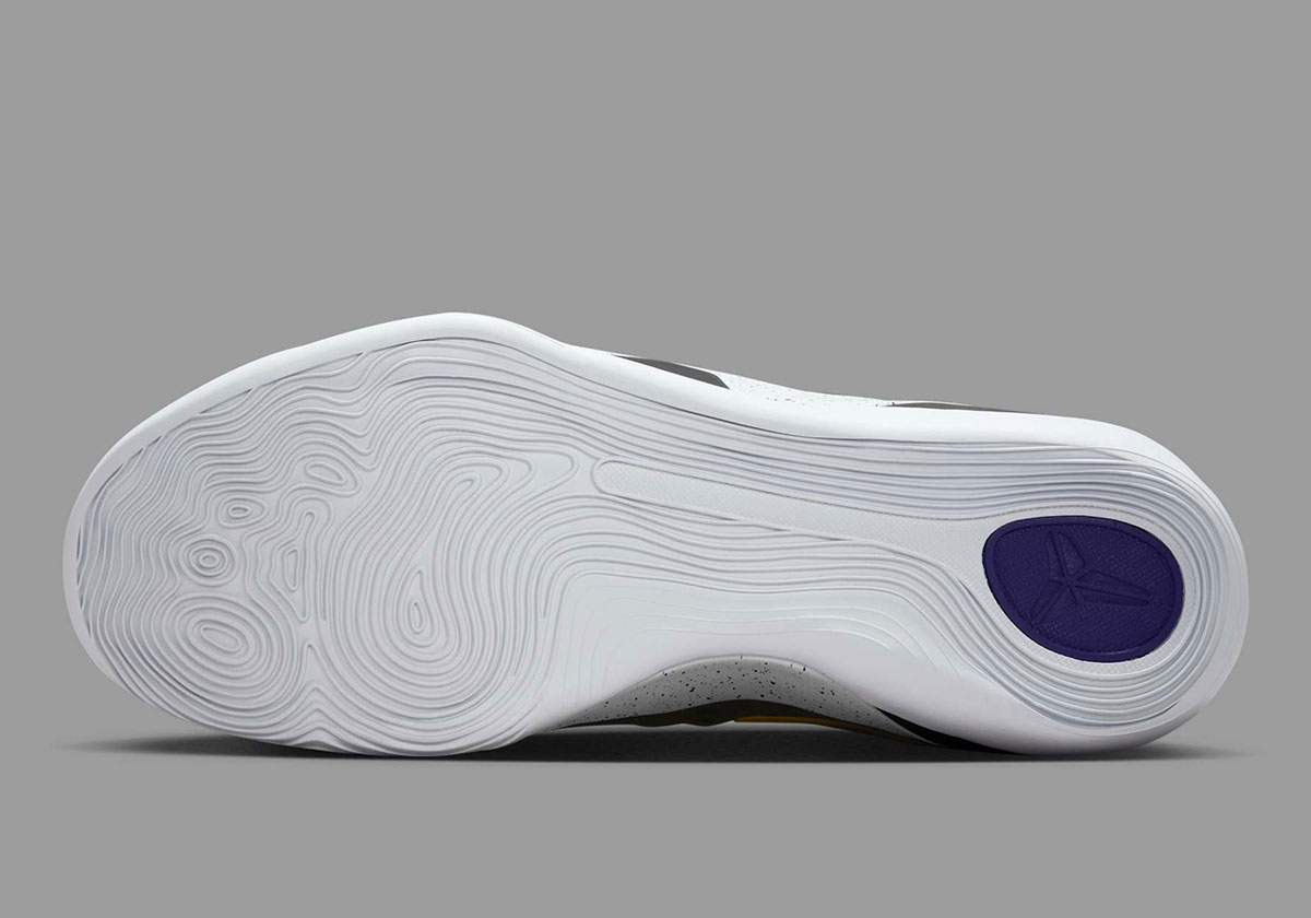 Nike Kobe 9 EM Protro "Black/University Gold" IH1401-002 | SneakerNews.com