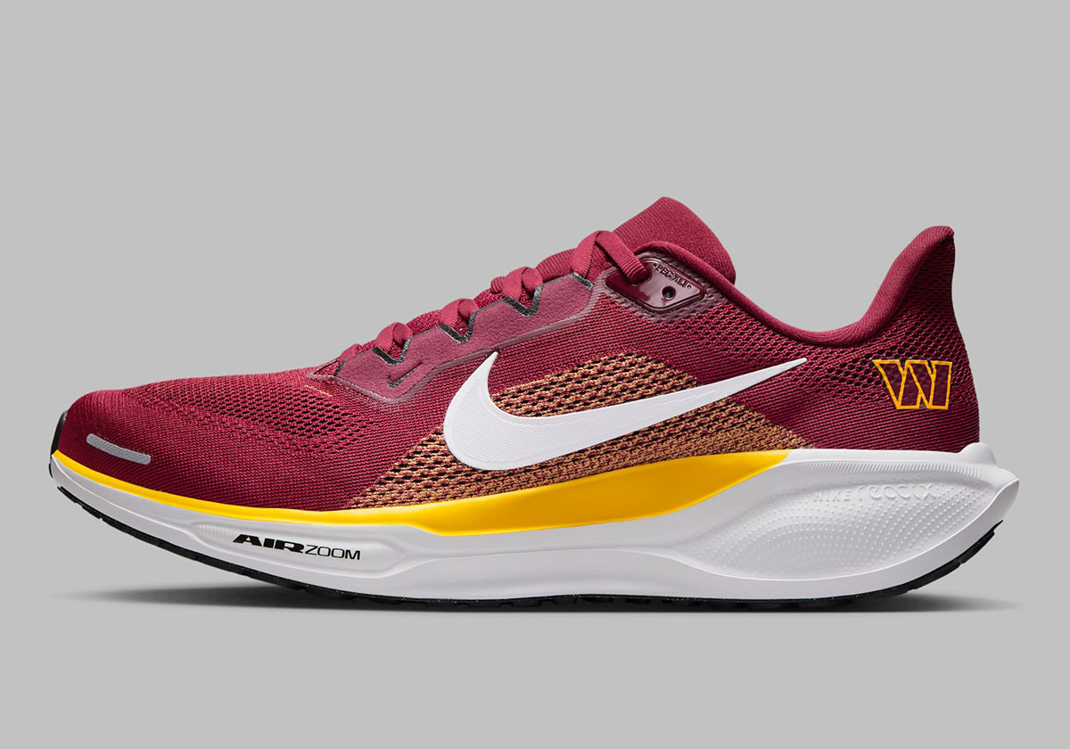 Nike Pegasus 41 "NFL Collection" 2025 | SneakerNews.com