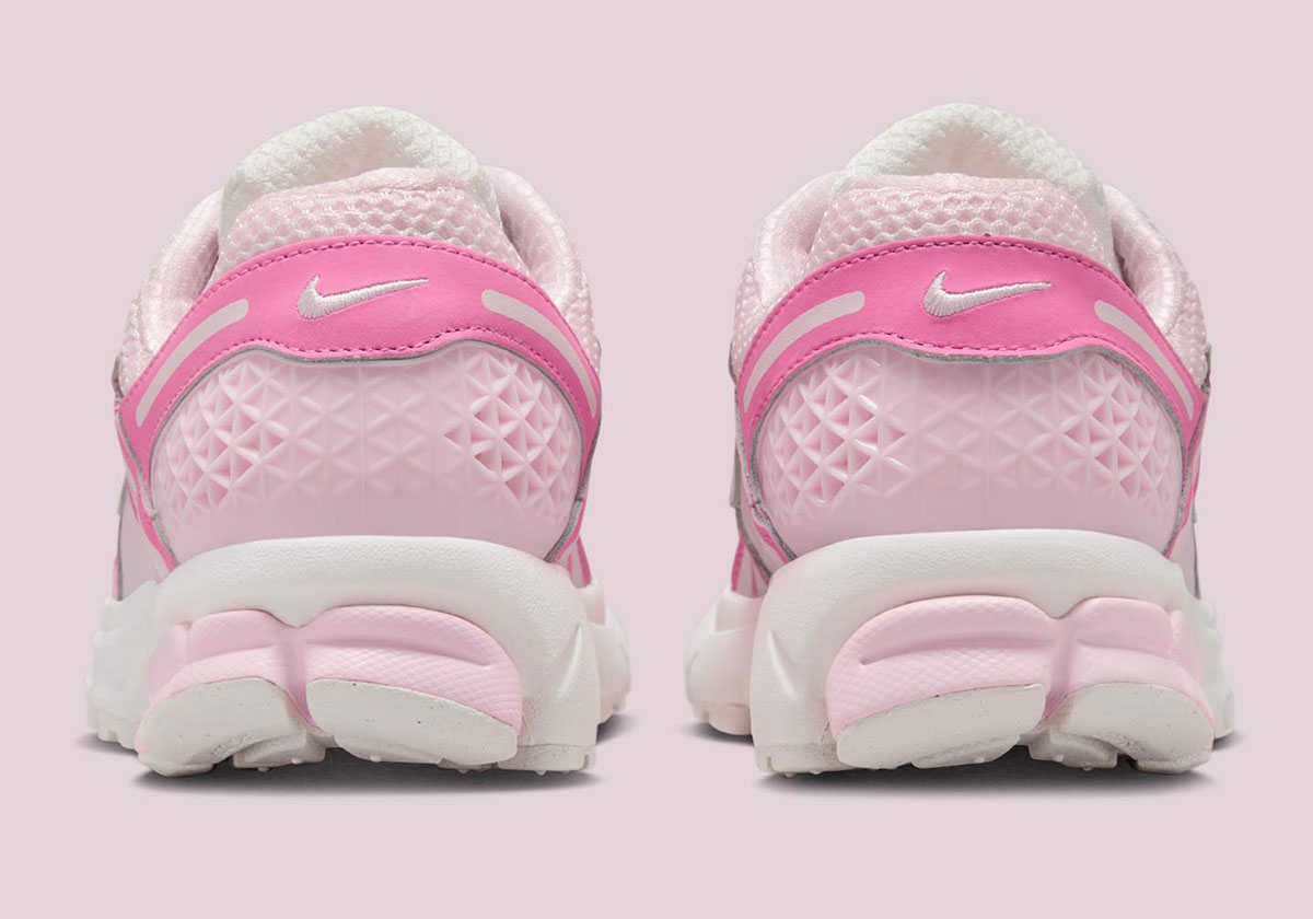 Nike Vomero 5 Hyper Pink IM2404-645 | SneakerNews.com