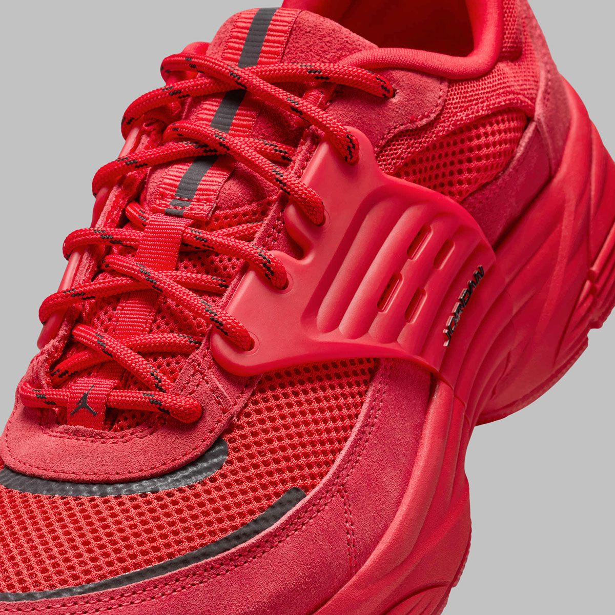 Jordan Trunner O/S "Infrared" | SneakerNews.com