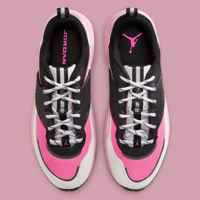 Jordan Trunner O/S "Pink/Black" | SneakerNews.com