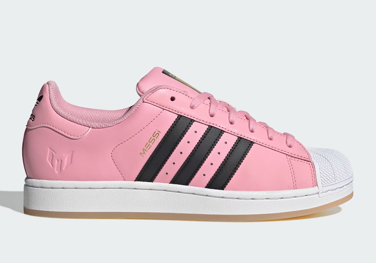 Mailiholt of swiftly made arrangements to see her a couple