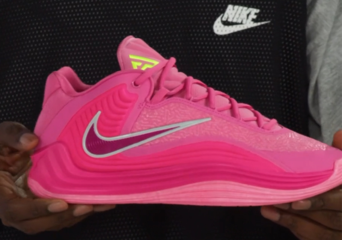 Nike Giannis Freak 7 Live Wire HQ1743-600 | SneakerNews.com