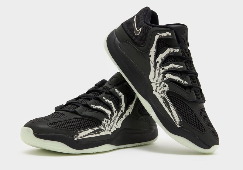 Nike KD 18 "Slim Reaper/Halloween" IM1346-001 | SneakerNews.com