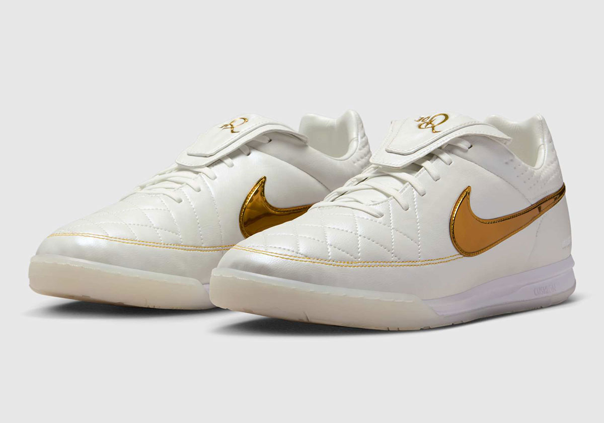 Ronaldinho Nike Tiempo Legend "Touch Of Gold" IF4389-100 | SneakerNews.com