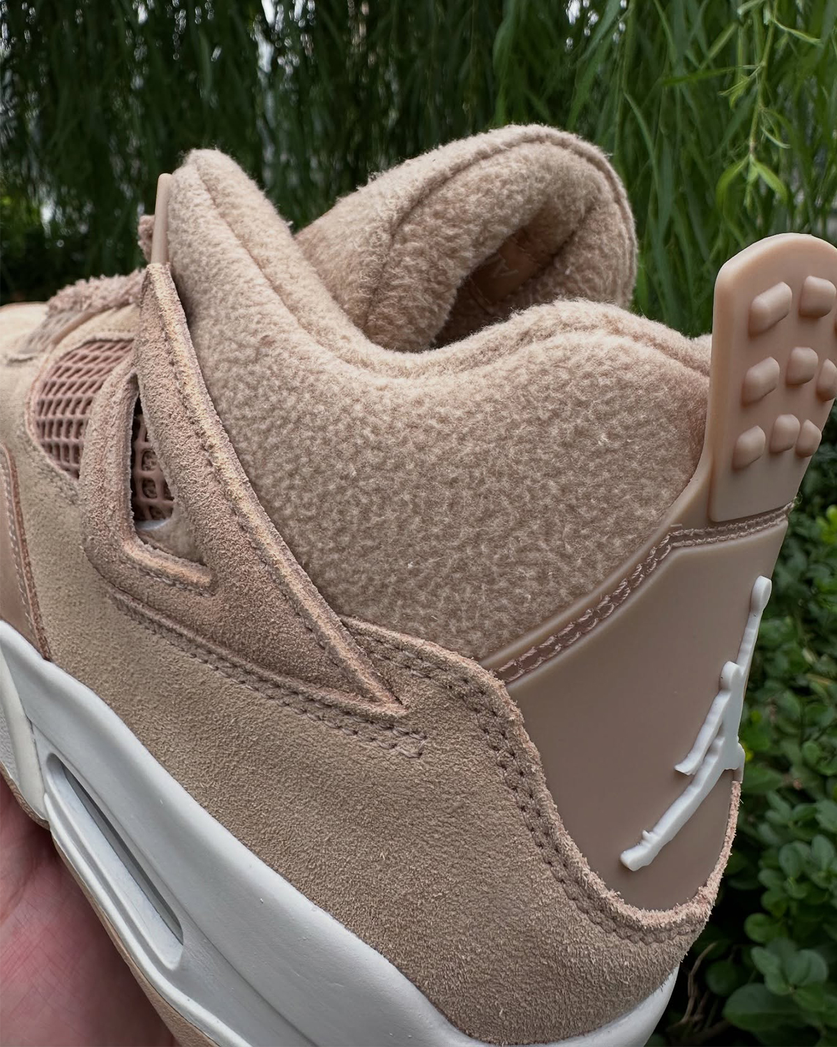 Air Jordan 4 Cozy Girl HV0823-200 | SneakerNews.com