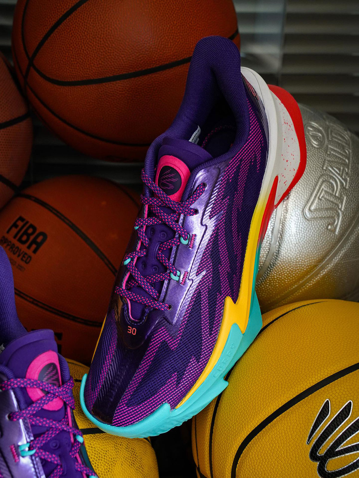 Curry Series 7 "World Tour" | SneakerNews.com