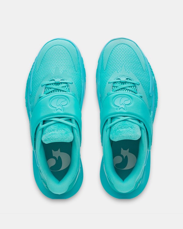 De'Aaron Fox Curry Brand Fox 2 Interview | SneakerNews.com