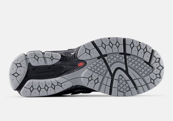 The New Balance 1906W Indulges On Timeless "Bred" - SneakerNews.com