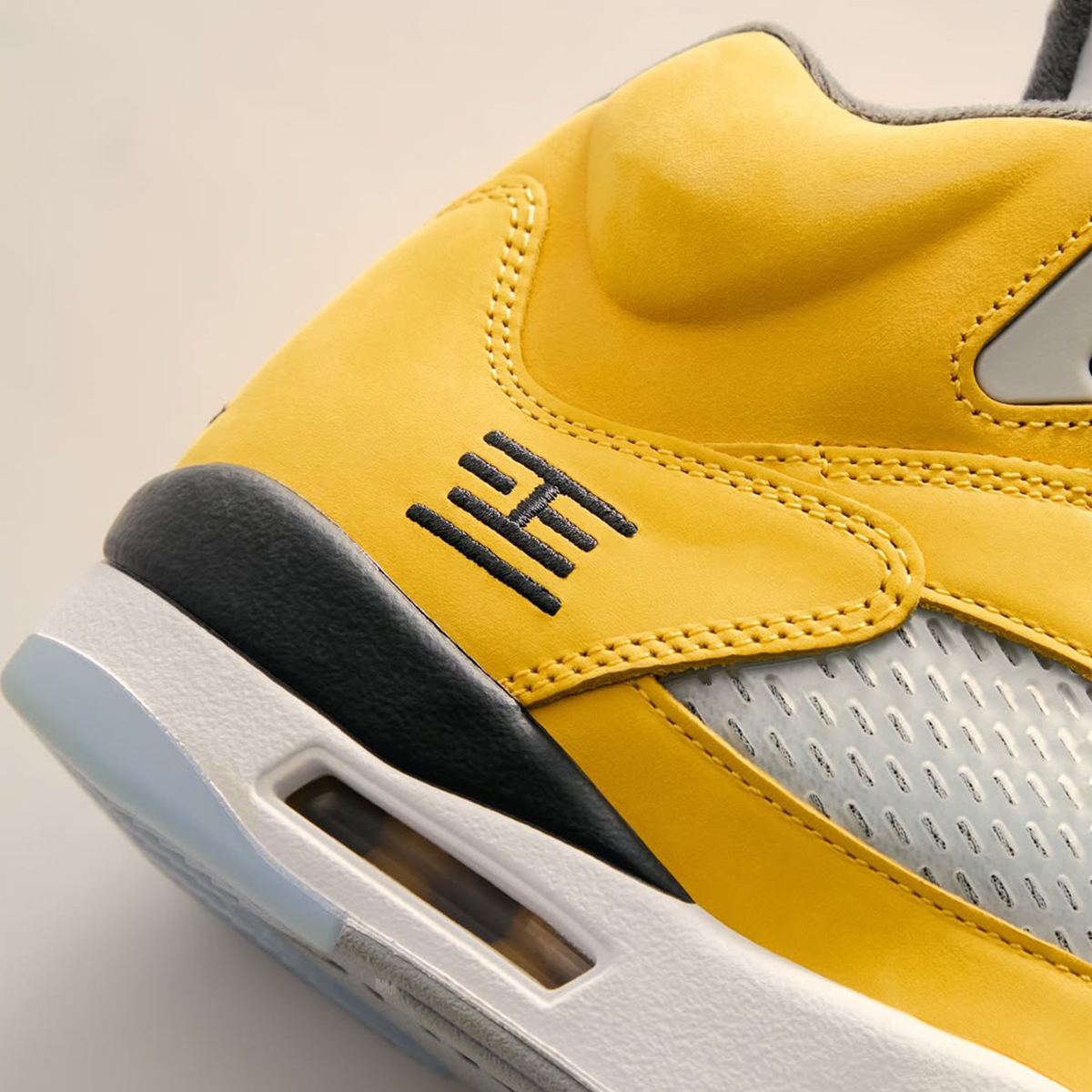 Air Jordan 5 Tokyo Store List | SneakerNews.com