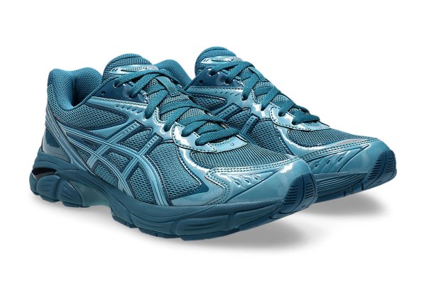 New Balance 2002R "Grey/Teal" U2002RK | SneakerNews.com