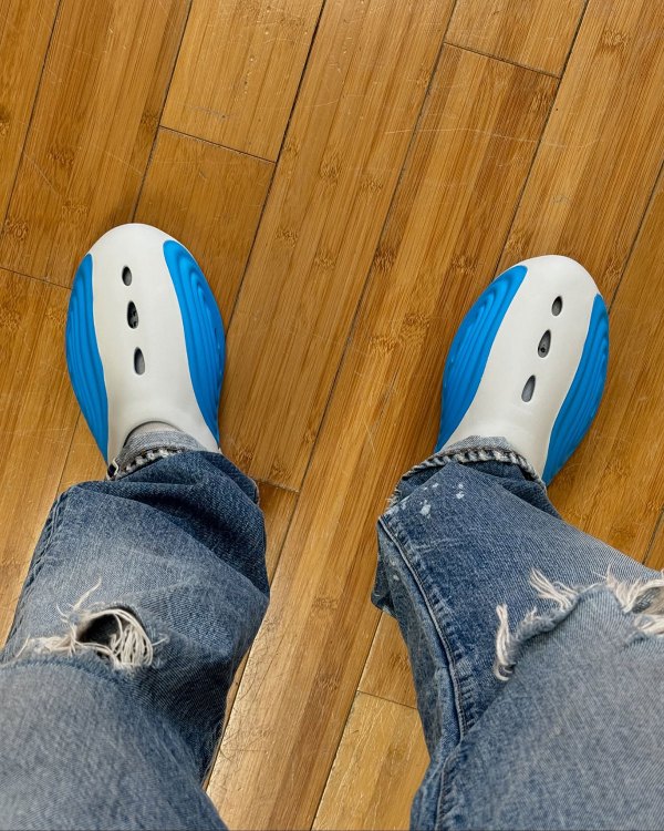 Crocs Steven Crocs Ripple Release Date | SneakerNews.com