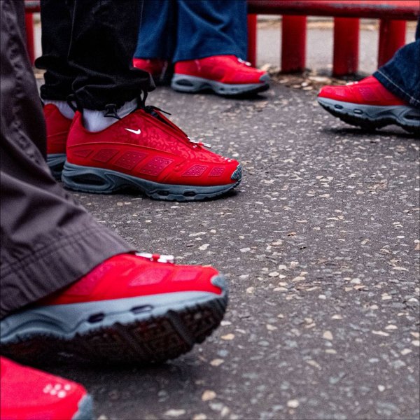 Offspring Nike Air Max Sunder | SneakerNews.com