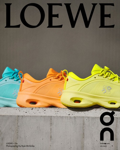 LOEWE On Running Cloudsolo | SneakerNews.com
