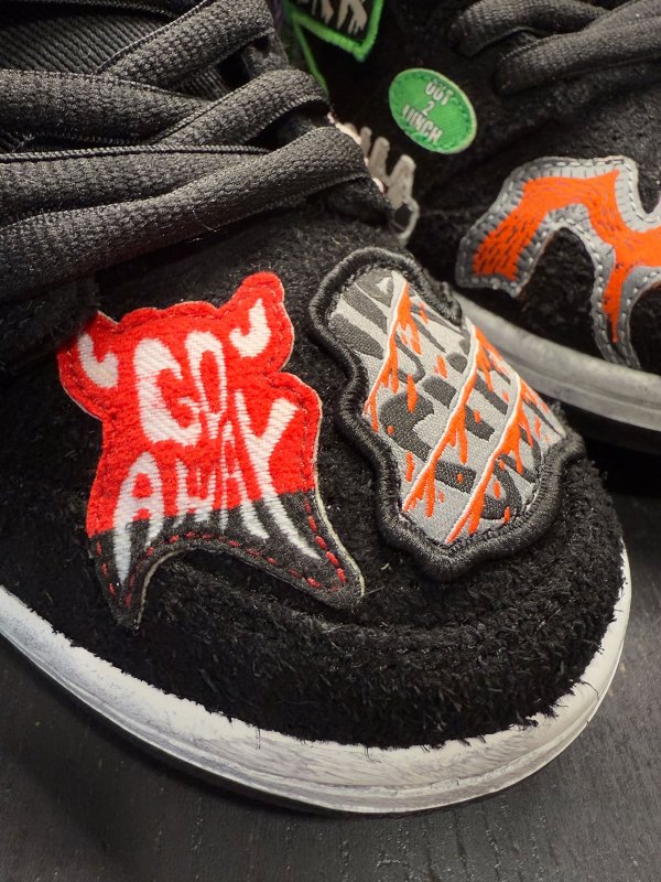 Neckface Nike SB Dunk Low Samples | SneakerNews.com