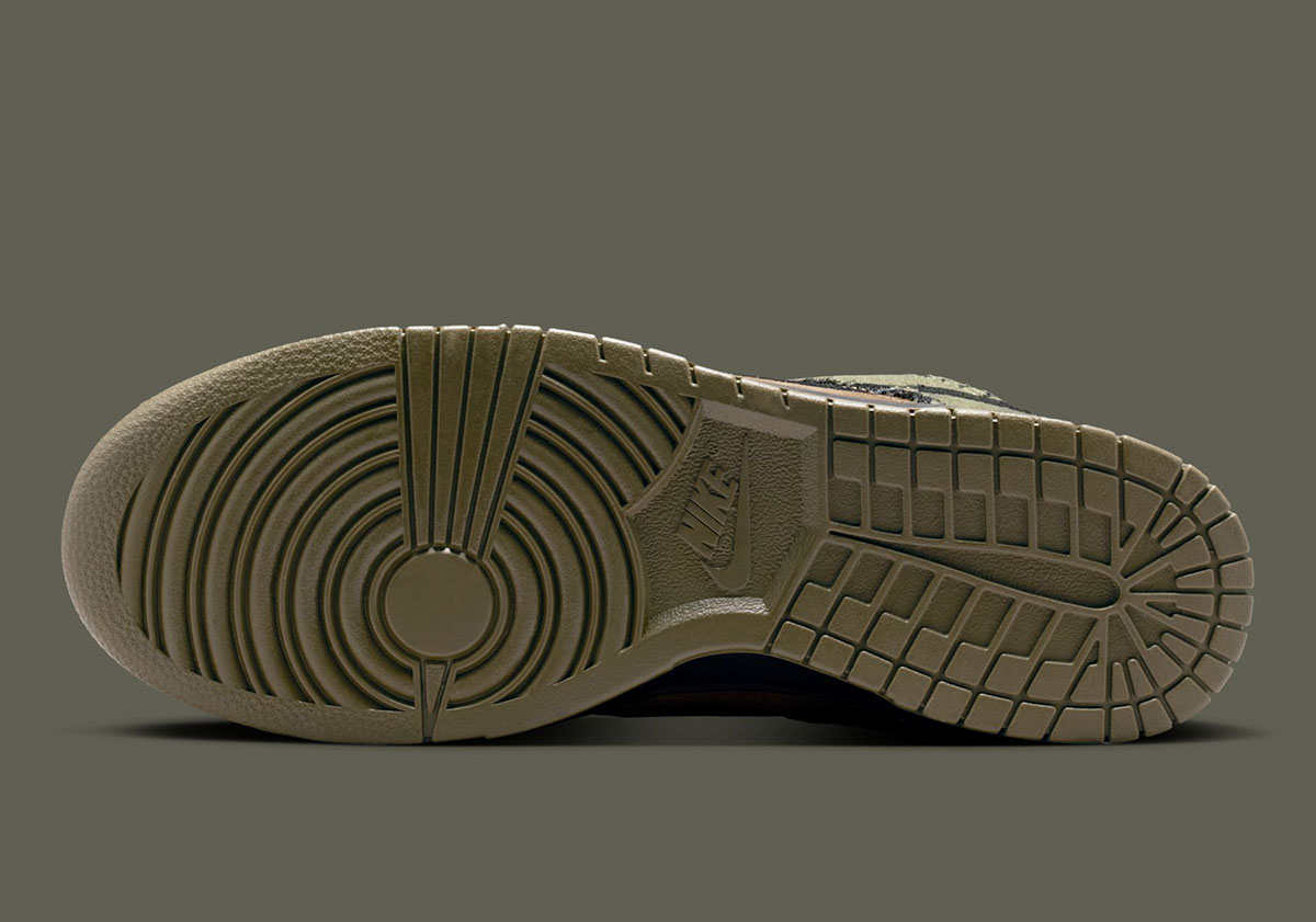 Nike Frankenstein Dunks HV4452-300 | SneakerNews.com