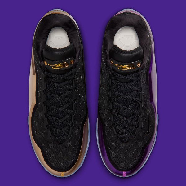 Nike LeBron 23 "Chosen" IF0694-001 | SneakerNews.com