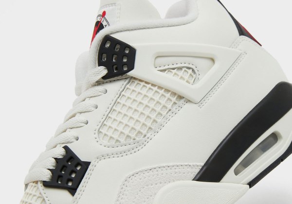 Air Jordan Flight Club 4s IM4002-100 | SneakerNews.com