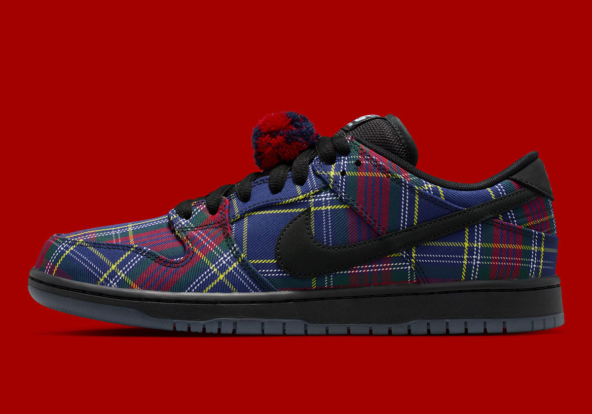 Nardwaur Nike SB Dunk II1493-600 Release Dates | SneakerNews.com