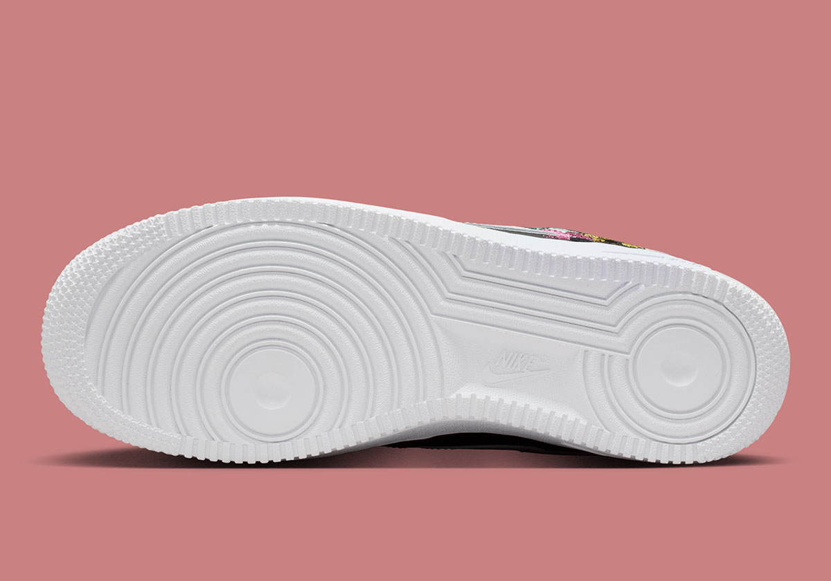 Nike Air Force 1 Now Accepting All Flowers | SneakerNews.com