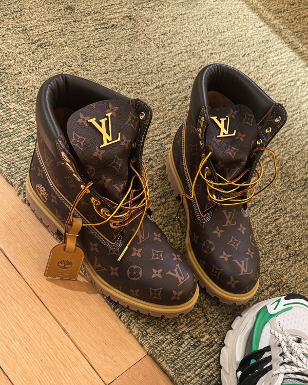 Pharrell Louis Vuitton Timberlands | SneakerNews.com