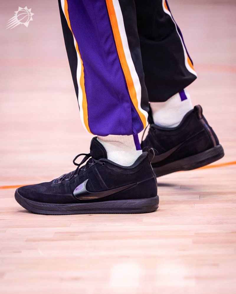 Devin Booker Nike Book 2 Detroit Stompers | SneakerNews.com