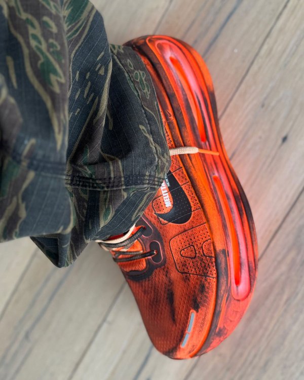 Melitta Baumeister Nike Vomero Premium | SneakerNews.com