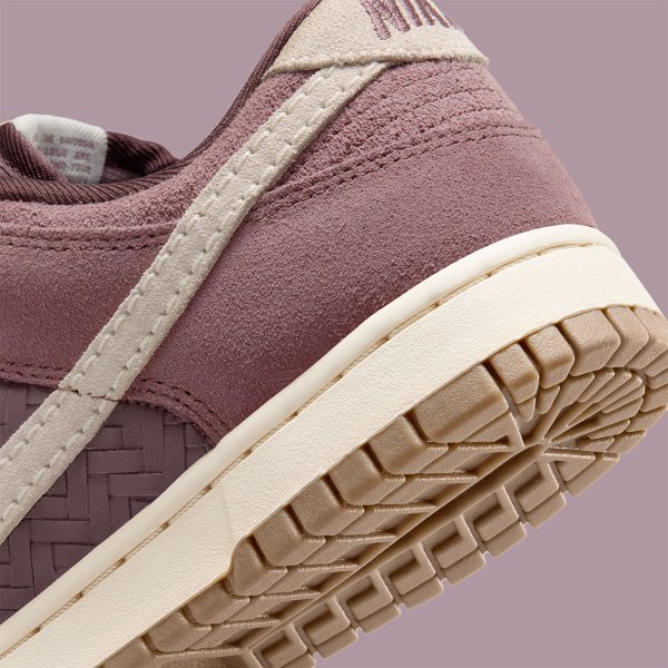 Nike Dunk Low Woven "Gum" | SneakerNews.com