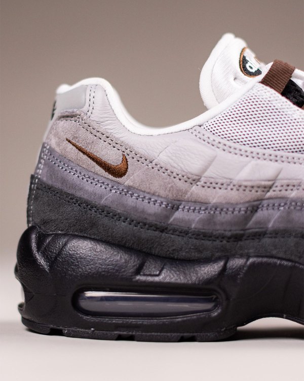 Erlebniswelt-fliegenfischenShops - Nike SB Air Max 97 grau rot schwarz ...