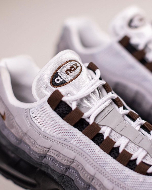 Erlebniswelt-fliegenfischenShops - Nike SB Air Max 97 grau rot schwarz ...